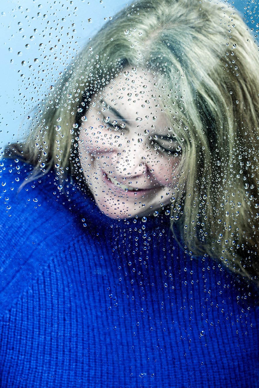 Aline Pénitot ~ Longueur d’ondes ~ Festival de la radio et de l'écoute ...